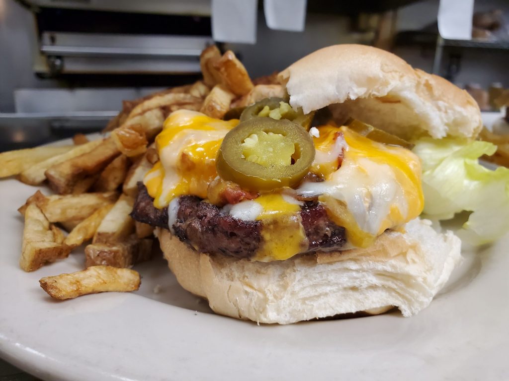 LT Evans Restaurant – Your Home Town Eatery & Draft House